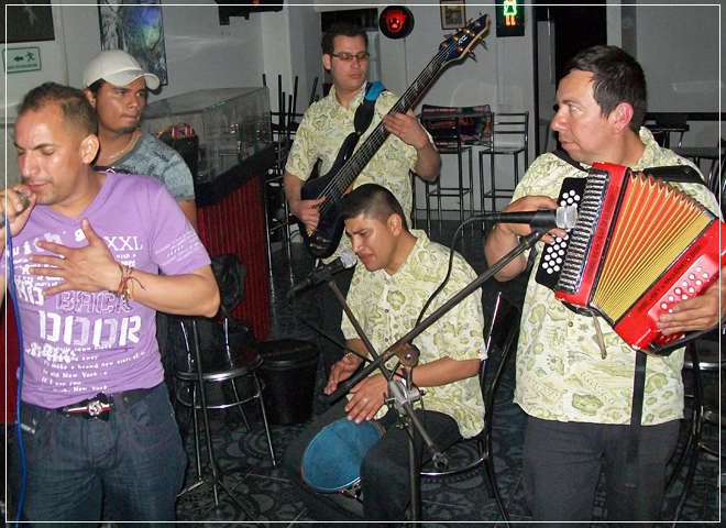 Parranda Vallenata en Melgar ::.. Tel. 311 856 5652, Conjunto Vallenato en Melgar, Grupo ...