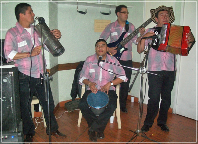 Parranda Vallenata en Melgar ::.. Tel. 311 856 5652, Conjunto Vallenato en Melgar, Grupo ...